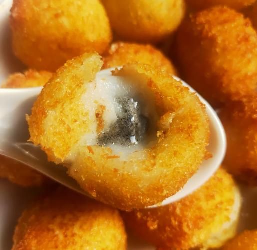 速冻油炸汤圆怎么做_冷冻汤圆炸多久才酥脆-第1张图片-山城妙识