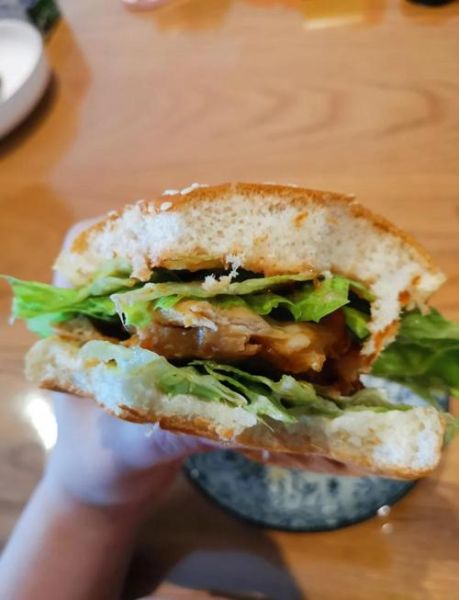 自制鸡腿汉堡包怎么做_鸡腿汉堡腌制配方-第1张图片-山城妙识