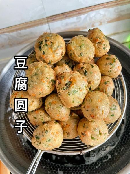 豆腐丸子怎样炸才蓬松_豆腐丸子炸不硬的小技巧-第3张图片-山城妙识 豆腐丸子怎样炸才蓬松_豆腐丸子炸不硬的小技巧-第3张图片-山城妙识