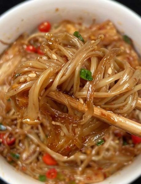 香辣金针菇怎么做好吃_香辣金针菇热量高吗-第2张图片-山城妙识