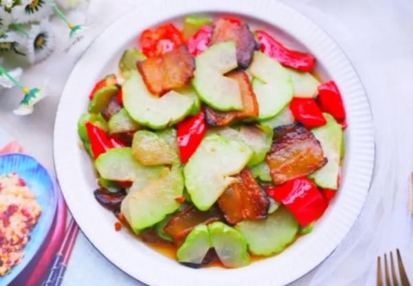 佛手瓜炒肉片怎么做_佛手瓜炒肉片需要焯水吗-第3张图片-山城妙识 佛手瓜炒肉片怎么做_佛手瓜炒肉片需要焯水吗-第3张图片-山城妙识