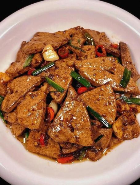 猪肝炒辣椒怎么做不腥_猪肝炒辣椒用焯水吗-第2张图片-山城妙识