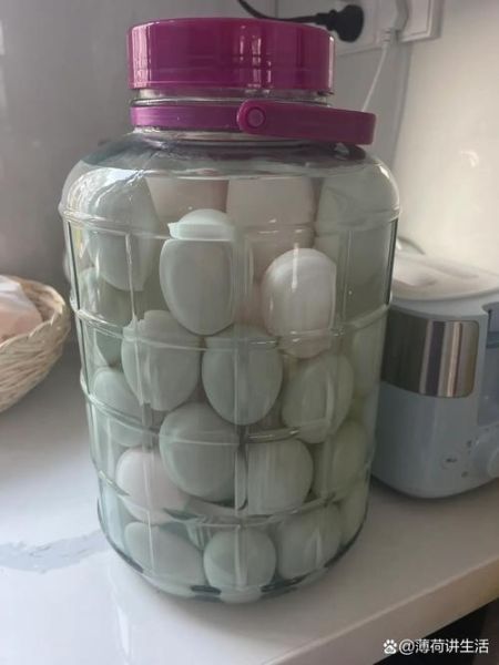 白酒腌鸭蛋的正确方法_鸭蛋用多少度白酒最好-第3张图片-山城妙识 白酒腌鸭蛋的正确方法_鸭蛋用多少度白酒最好-第3张图片-山城妙识