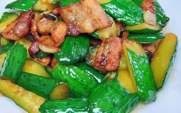 青瓜炒肉怎么做_青瓜炒肉热量高吗-第2张图片-山城妙识 青瓜炒肉怎么做_青瓜炒肉热量高吗-第2张图片-山城妙识