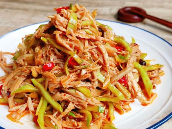 鸡丝炒什么菜好吃_鸡丝搭配哪些蔬菜更下饭-第2张图片-山城妙识 鸡丝炒什么菜好吃_鸡丝搭配哪些蔬菜更下饭-第2张图片-山城妙识