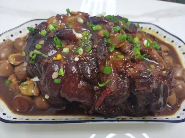 猪肉肘子怎么做简单又好吃_肘子快速做法-第3张图片-山城妙识