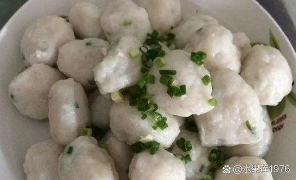 鱼丸子怎么做好吃又简单_鱼丸制作视频教程-第3张图片-山城妙识
