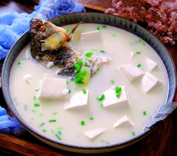 鱼豆腐汤怎么做好喝又营养_鱼豆腐汤用什么鱼最好-第1张图片-山城妙识