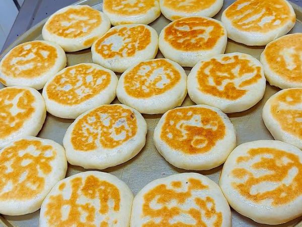 馅饼面怎么和软而不粘_馅饼皮软而不粘的秘诀-第3张图片-山城妙识 馅饼面怎么和软而不粘_馅饼皮软而不粘的秘诀-第3张图片-山城妙识