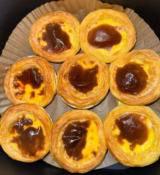 蛋挞怎么做才好看_蛋挞烤出来颜色金黄的技巧-第1张图片-山城妙识