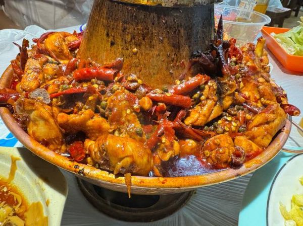 食川沧州麻辣火锅鸡好吃吗_正宗做法揭秘-第1张图片-山城妙识 食川沧州麻辣火锅鸡好吃吗_正宗做法揭秘-第1张图片-山城妙识