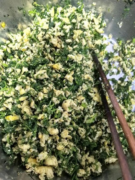 荠菜鸡蛋饺怎么做_荠菜鸡蛋饺热量高吗-第2张图片-山城妙识 荠菜鸡蛋饺怎么做_荠菜鸡蛋饺热量高吗-第2张图片-山城妙识