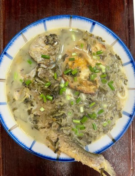 黄鱼煨面怎么做_黄鱼煨面视频教程-第1张图片-山城妙识 黄鱼煨面怎么做_黄鱼煨面视频教程-第1张图片-山城妙识