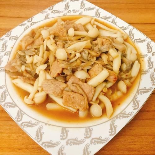 白玉菇炒肉片怎么炒才嫩_白玉菇炒肉片的家常做法-第3张图片-山城妙识 白玉菇炒肉片怎么炒才嫩_白玉菇炒肉片的家常做法-第3张图片-山城妙识