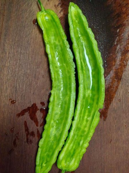 苦瓜要不要焯水_焯水后苦味会减少吗-第2张图片-山城妙识 苦瓜要不要焯水_焯水后苦味会减少吗-第2张图片-山城妙识