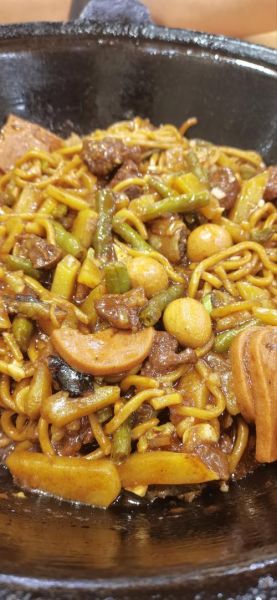 铁锅焖面怎么做_铁锅焖面用生面还是熟面-第2张图片-山城妙识 铁锅焖面怎么做_铁锅焖面用生面还是熟面-第2张图片-山城妙识