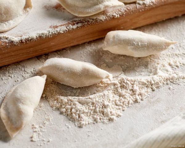 烤面包用什么面粉_高筋面粉和低筋面粉区别-第1张图片-山城妙识 烤面包用什么面粉_高筋面粉和低筋面粉区别-第1张图片-山城妙识