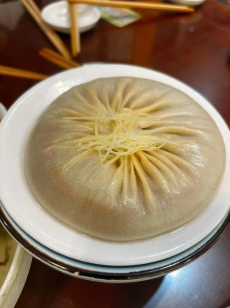 蟹黄汤包哪家最正宗_蟹黄汤包怎么做才流汁-第2张图片-山城妙识 蟹黄汤包哪家最正宗_蟹黄汤包怎么做才流汁-第2张图片-山城妙识