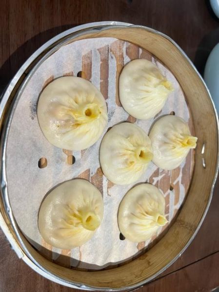 蟹黄汤包哪家最正宗_蟹黄汤包怎么做才流汁-第1张图片-山城妙识 蟹黄汤包哪家最正宗_蟹黄汤包怎么做才流汁-第1张图片-山城妙识