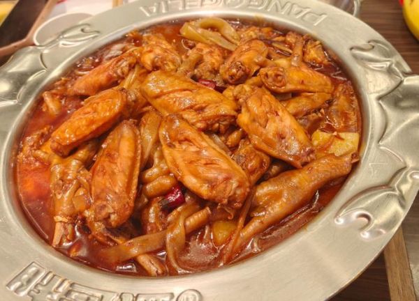 高压锅炖鸡翅要多长时间_高压锅炖鸡翅的做法步骤-第1张图片-山城妙识 高压锅炖鸡翅要多长时间_高压锅炖鸡翅的做法步骤-第1张图片-山城妙识