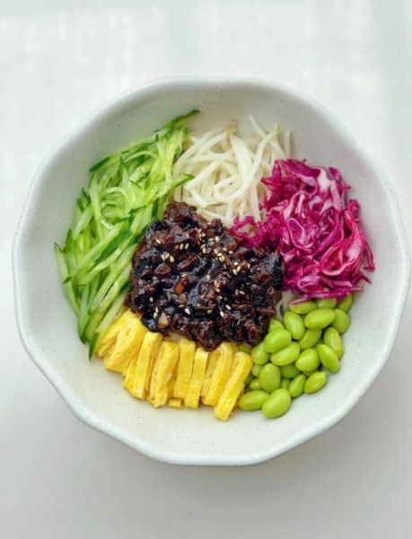 炸酱面用什么酱_炸酱面酱怎么选-第1张图片-山城妙识 炸酱面用什么酱_炸酱面酱怎么选-第1张图片-山城妙识