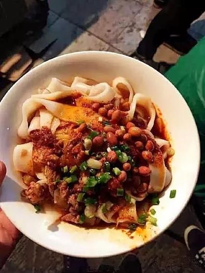 米皮怎么做_米皮的做法视频全过程-第1张图片-山城妙识 米皮怎么做_米皮的做法视频全过程-第1张图片-山城妙识