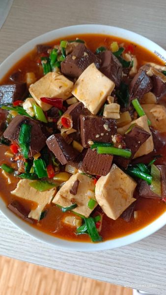 猪血怎么做成血豆腐_血豆腐制作步骤-第3张图片-山城妙识 猪血怎么做成血豆腐_血豆腐制作步骤-第3张图片-山城妙识