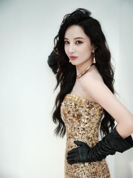 郑希怡春卷门事件始末_郑希怡春卷门真相-第3张图片-山城妙识 郑希怡春卷门事件始末_郑希怡春卷门真相-第3张图片-山城妙识