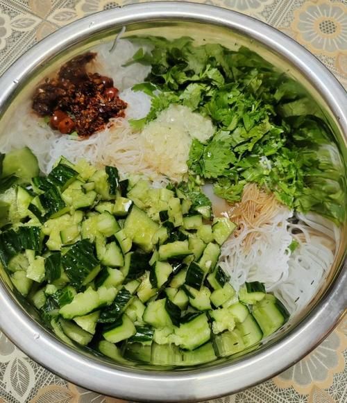 拌凉粉怎么做_拌凉粉需要焯水吗-第2张图片-山城妙识