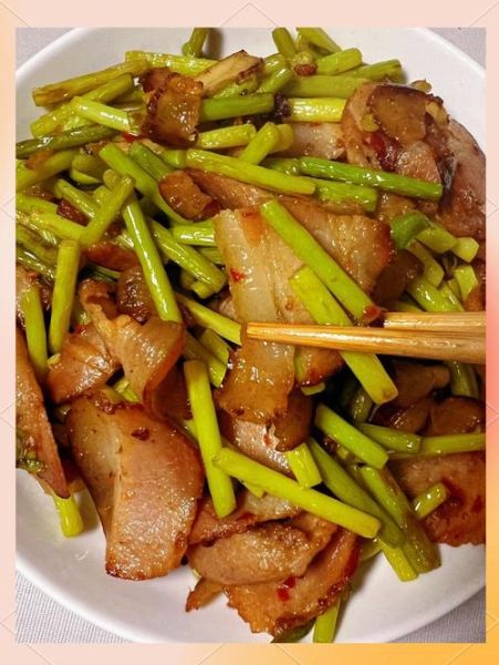 蒜台腊肉怎么炒好吃_蒜台腊肉做法窍门-第1张图片-山城妙识 蒜台腊肉怎么炒好吃_蒜台腊肉做法窍门-第1张图片-山城妙识