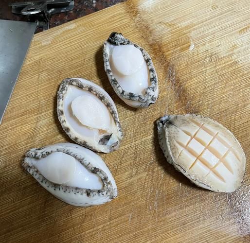 蒸鲍鱼的家常做法_蒸鲍鱼需要蒸多久-第3张图片-山城妙识 蒸鲍鱼的家常做法_蒸鲍鱼需要蒸多久-第3张图片-山城妙识