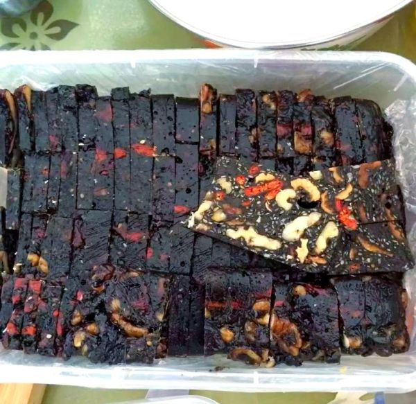 蒸固元膏的做法_蒸固元膏的功效与禁忌-第1张图片-山城妙识 蒸固元膏的做法_蒸固元膏的功效与禁忌-第1张图片-山城妙识