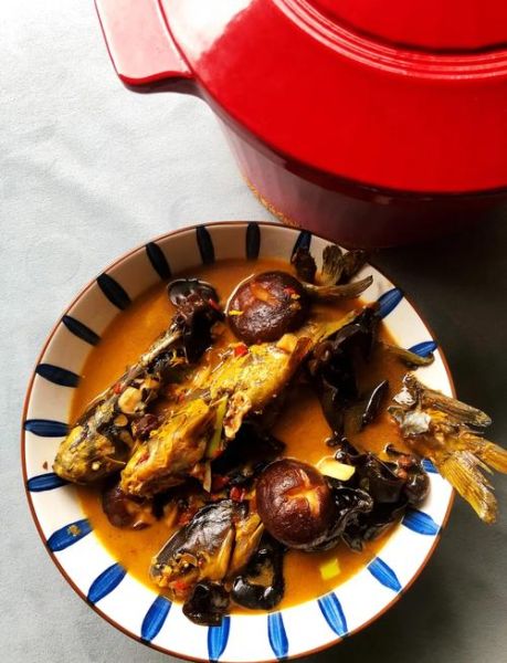 黄焖黄辣丁怎么做_黄辣丁黄焖做法窍门-第2张图片-山城妙识