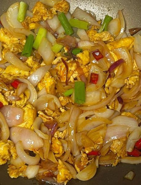 洋葱炒什么好吃家常菜_洋葱炒蛋怎么做-第1张图片-山城妙识 洋葱炒什么好吃家常菜_洋葱炒蛋怎么做-第1张图片-山城妙识