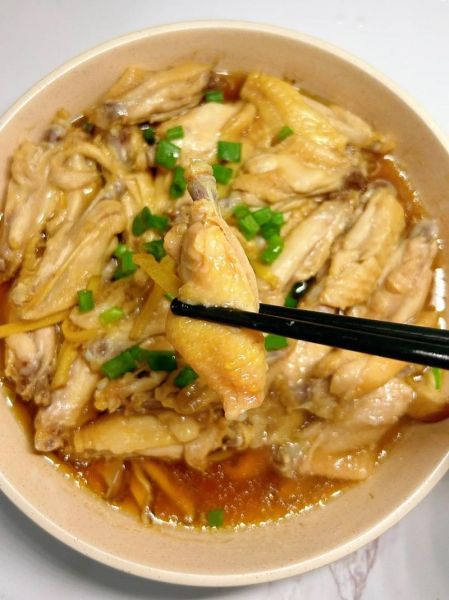 香菇炖鸡翅根怎么做_香菇炖鸡翅根的家常做法-第3张图片-山城妙识 香菇炖鸡翅根怎么做_香菇炖鸡翅根的家常做法-第3张图片-山城妙识