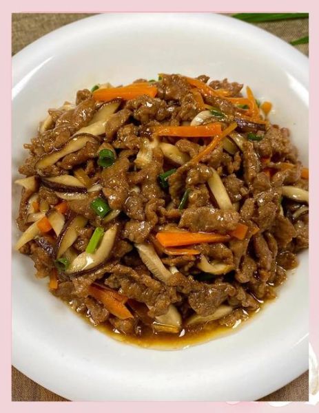 香菇炒牛肉怎么做_香菇炒牛肉用什么牛肉-第1张图片-山城妙识