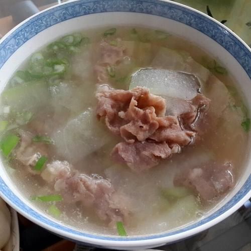 羊肉炖冬瓜怎么做_冬瓜羊肉汤去腥技巧-第3张图片-山城妙识 羊肉炖冬瓜怎么做_冬瓜羊肉汤去腥技巧-第3张图片-山城妙识