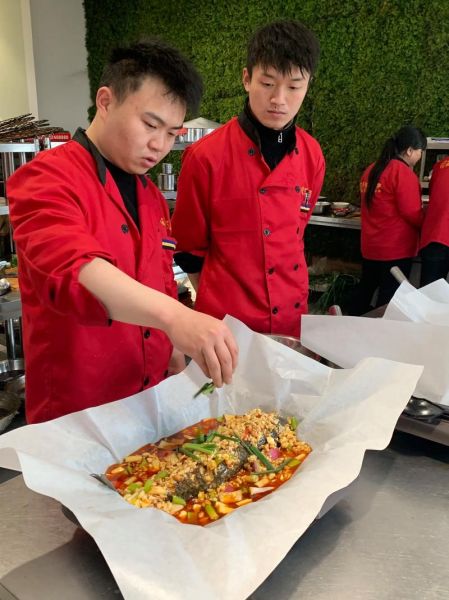 纸包鱼加盟费大概多少钱_纸包鱼加盟成本明细-第1张图片-山城妙识 纸包鱼加盟费大概多少钱_纸包鱼加盟成本明细-第1张图片-山城妙识