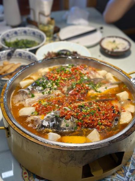 鱼头蒸什么好吃又简单_鱼头蒸豆腐还是粉丝-第2张图片-山城妙识 鱼头蒸什么好吃又简单_鱼头蒸豆腐还是粉丝-第2张图片-山城妙识