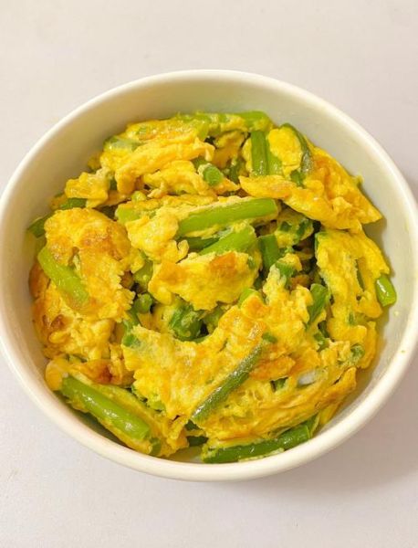 蒜台炒鸡蛋怎么做_蒜台炒鸡蛋先炒哪个-第3张图片-山城妙识 蒜台炒鸡蛋怎么做_蒜台炒鸡蛋先炒哪个-第3张图片-山城妙识