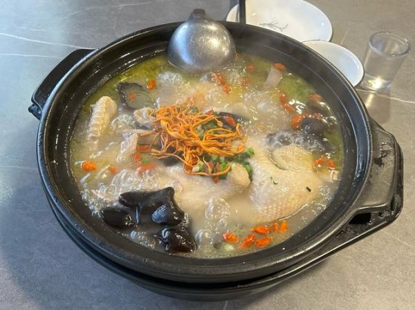 肚包鸡怎么做才正宗_川味肚包鸡正宗做法-第2张图片-山城妙识 肚包鸡怎么做才正宗_川味肚包鸡正宗做法-第2张图片-山城妙识