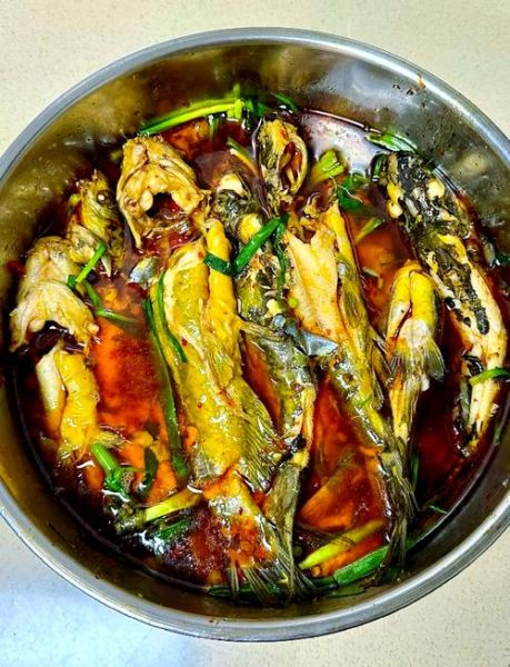 香辣黄辣丁鱼怎么做_家常做法窍门-第1张图片-山城妙识