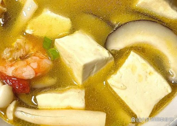 鹌鹑蛋三鲜汤怎么做_三鲜汤是哪三鲜-第2张图片-山城妙识 鹌鹑蛋三鲜汤怎么做_三鲜汤是哪三鲜-第2张图片-山城妙识