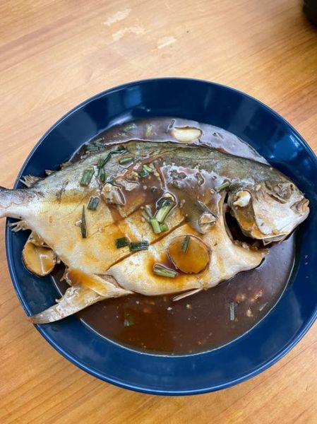 红烧鲳鱼怎么做不腥_红烧鲳鱼最正宗的做法-第2张图片-山城妙识