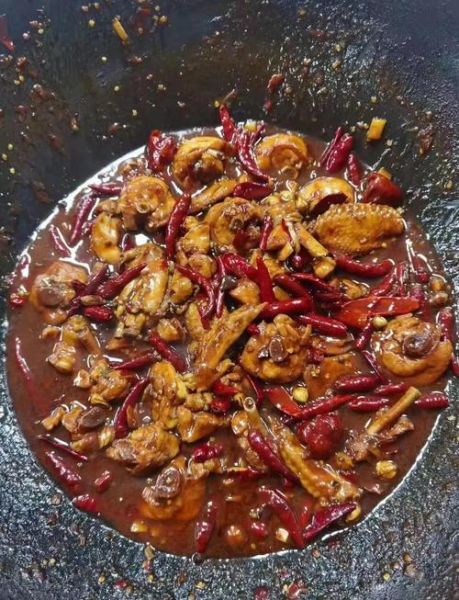 麻辣火锅鸡怎么做_为什么又麻又辣-第2张图片-山城妙识