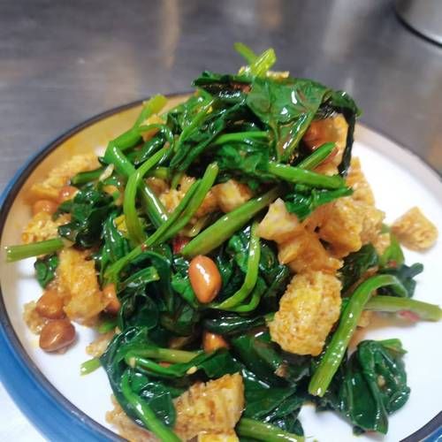 菠菜面筋怎么做_菠菜面筋的做法窍门-第1张图片-山城妙识