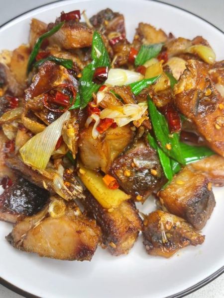 腊鱼怎么做好吃_腌鱼的烹饪方法-第3张图片-山城妙识 腊鱼怎么做好吃_腌鱼的烹饪方法-第3张图片-山城妙识