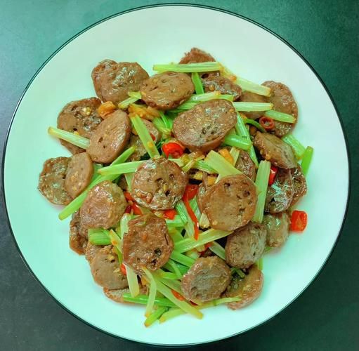 牛肉丸怎么做好吃又简单_牛肉丸的家常做法-第2张图片-山城妙识 牛肉丸怎么做好吃又简单_牛肉丸的家常做法-第2张图片-山城妙识