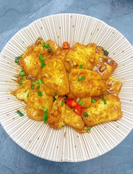 香煎豆腐怎么不粘锅_家常豆腐煎制技巧-第3张图片-山城妙识