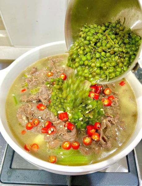 野山椒炒牛肉怎么做_野山椒炒牛肉用哪个部位最好-第2张图片-山城妙识 野山椒炒牛肉怎么做_野山椒炒牛肉用哪个部位最好-第2张图片-山城妙识